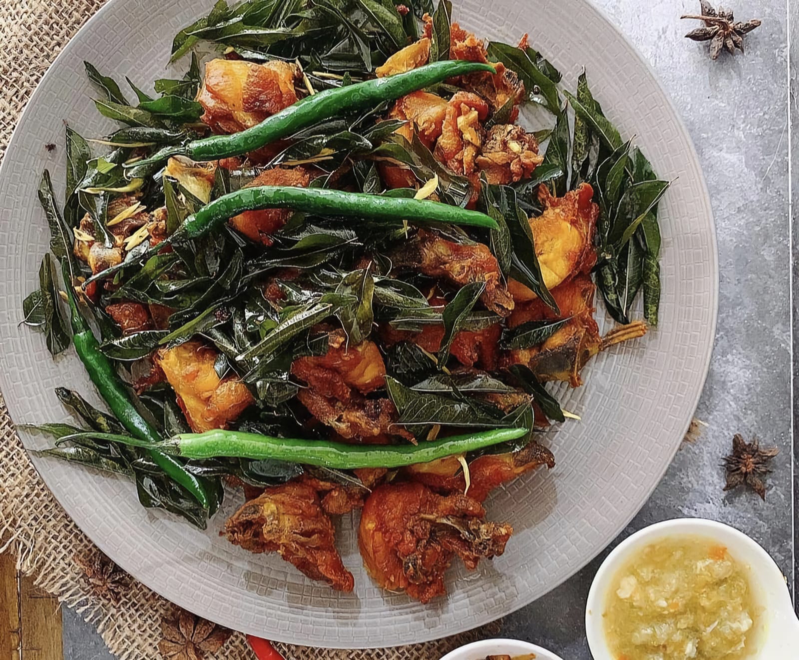 Ayam Tangkap, Kuliner Khas Aceh yang Unik dan Penuh Cita Rasa - MulaMula