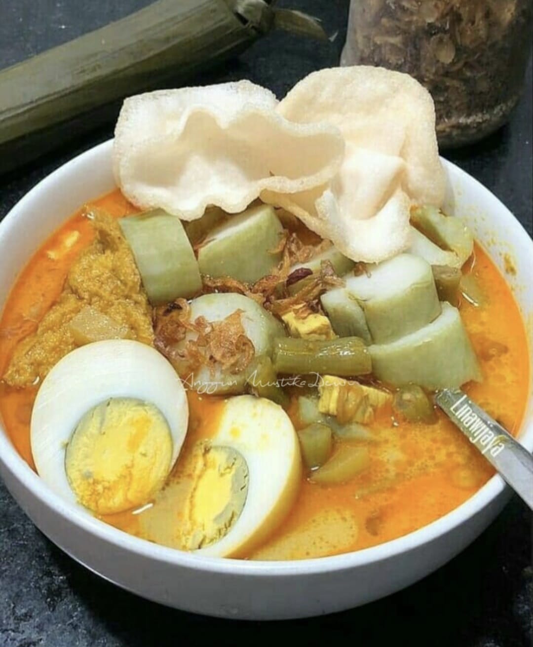 Keajaiban Cita Rasa Lontong Sayur Berbagai Penjuru Indonesia - MulaMula